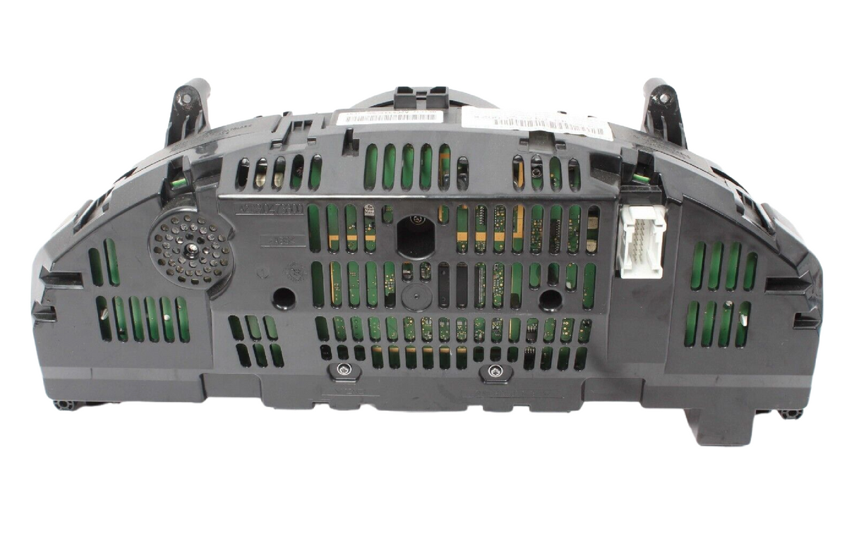 2012-2014 Mercedes W204 C250 C300 C350 Speedometer Odometer Instrument ...