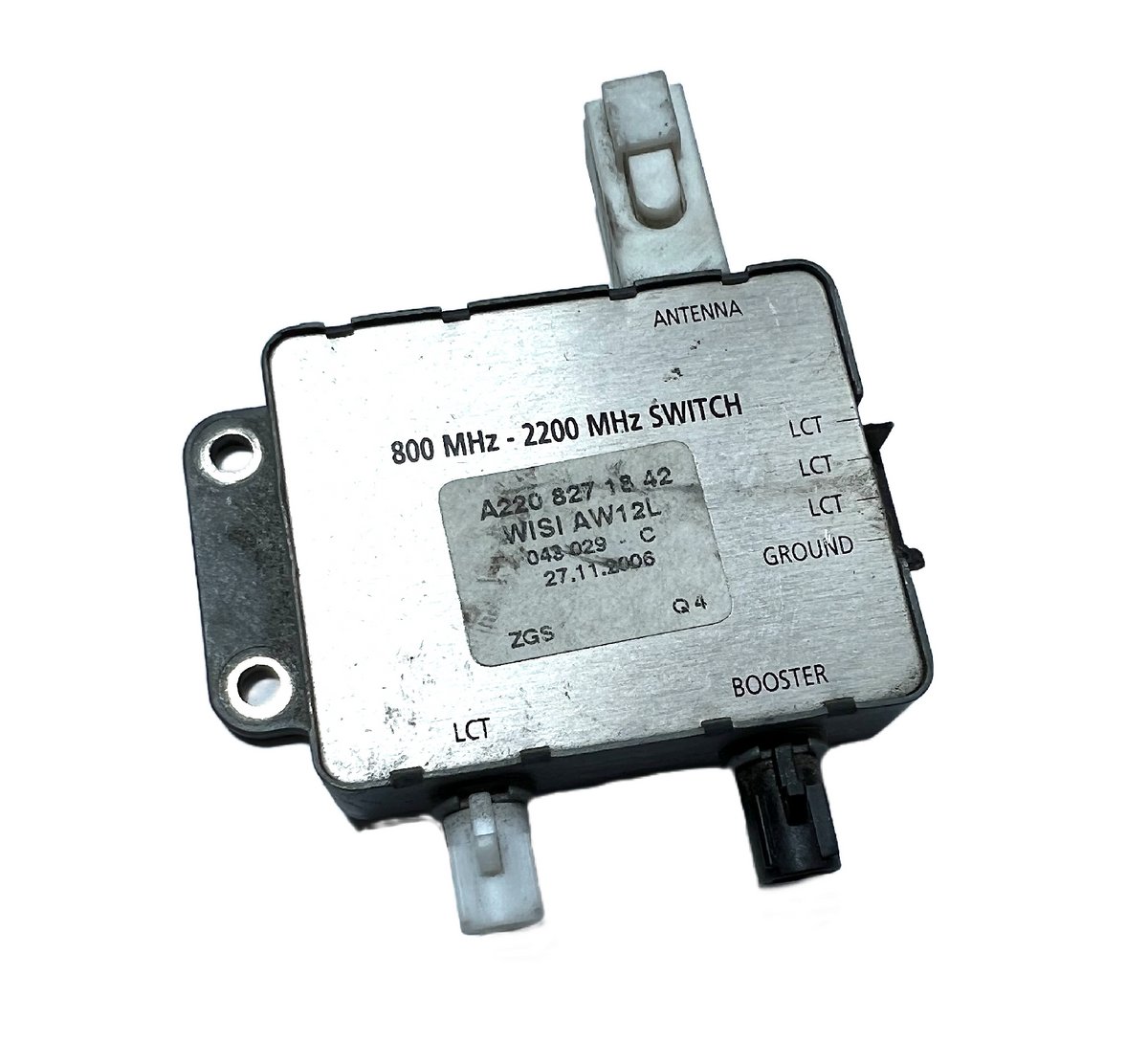 2003-2006 MERCEDES-BENZ W211 E55 ANTENNA BOOSTER PHONE AMPLIFIER A2208 ...