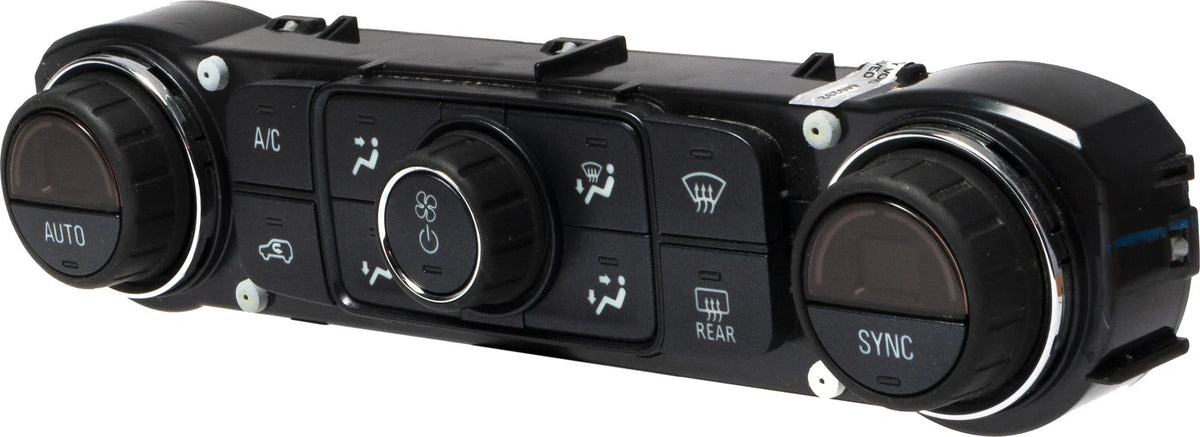 2018-2019 Chevrolet Silverado Radio and Climate Control Panel w Displa ...